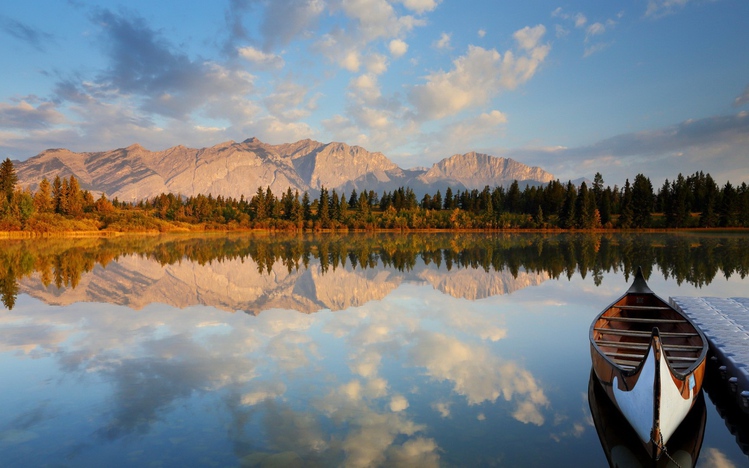 Preset Windows 10 Backgrounds