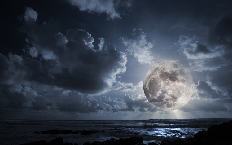 Moon Windows 10 Theme - themepack.me