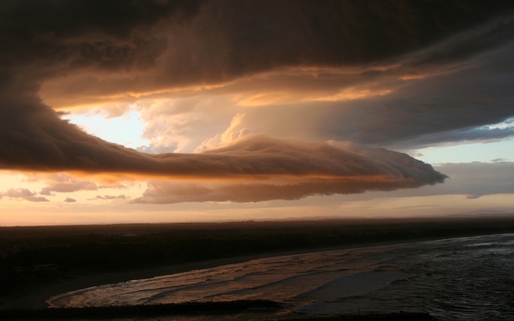 Windows Dark Theme Clouds
